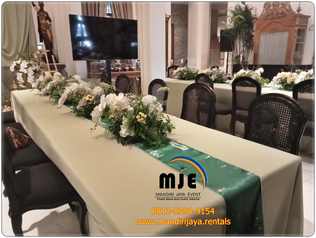 Meja Panjang/ Long Table